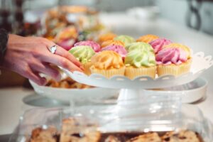 Comfort Eating Explained: Why It Happens and How to Stop the Cycle ...